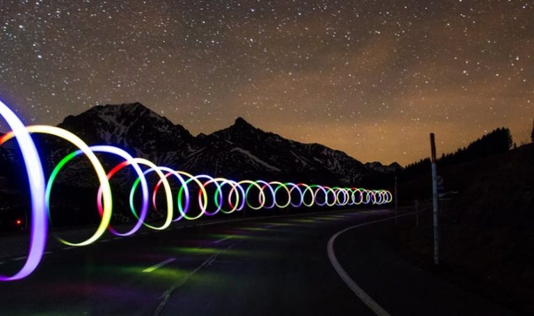 19 Spiritual Meanings of Dreaming of Time Travel – DreamOmen